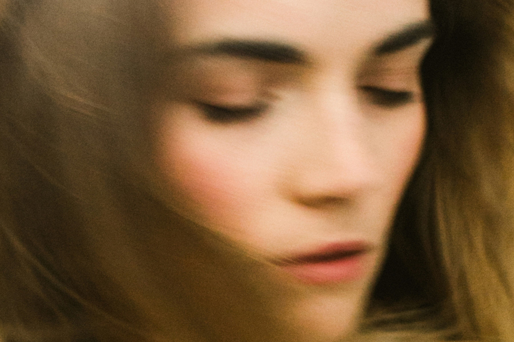 Meredith Adelaide : CLOSE